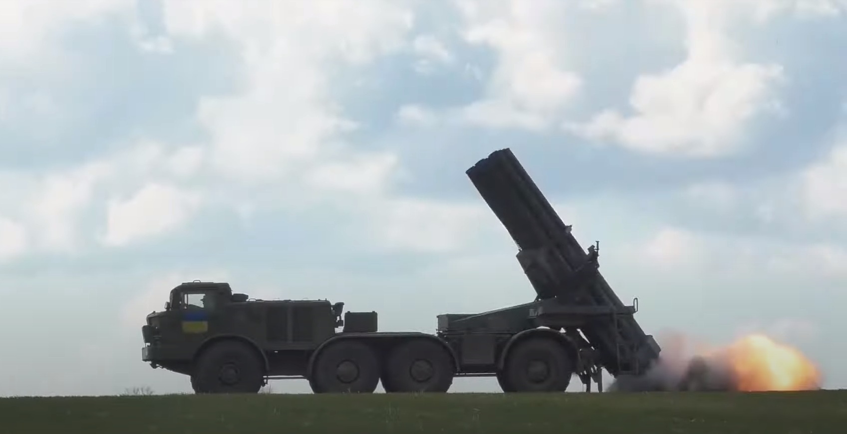The Armed Forces of Ukraine demonstrated the work of "Uragan" MLRS in ...