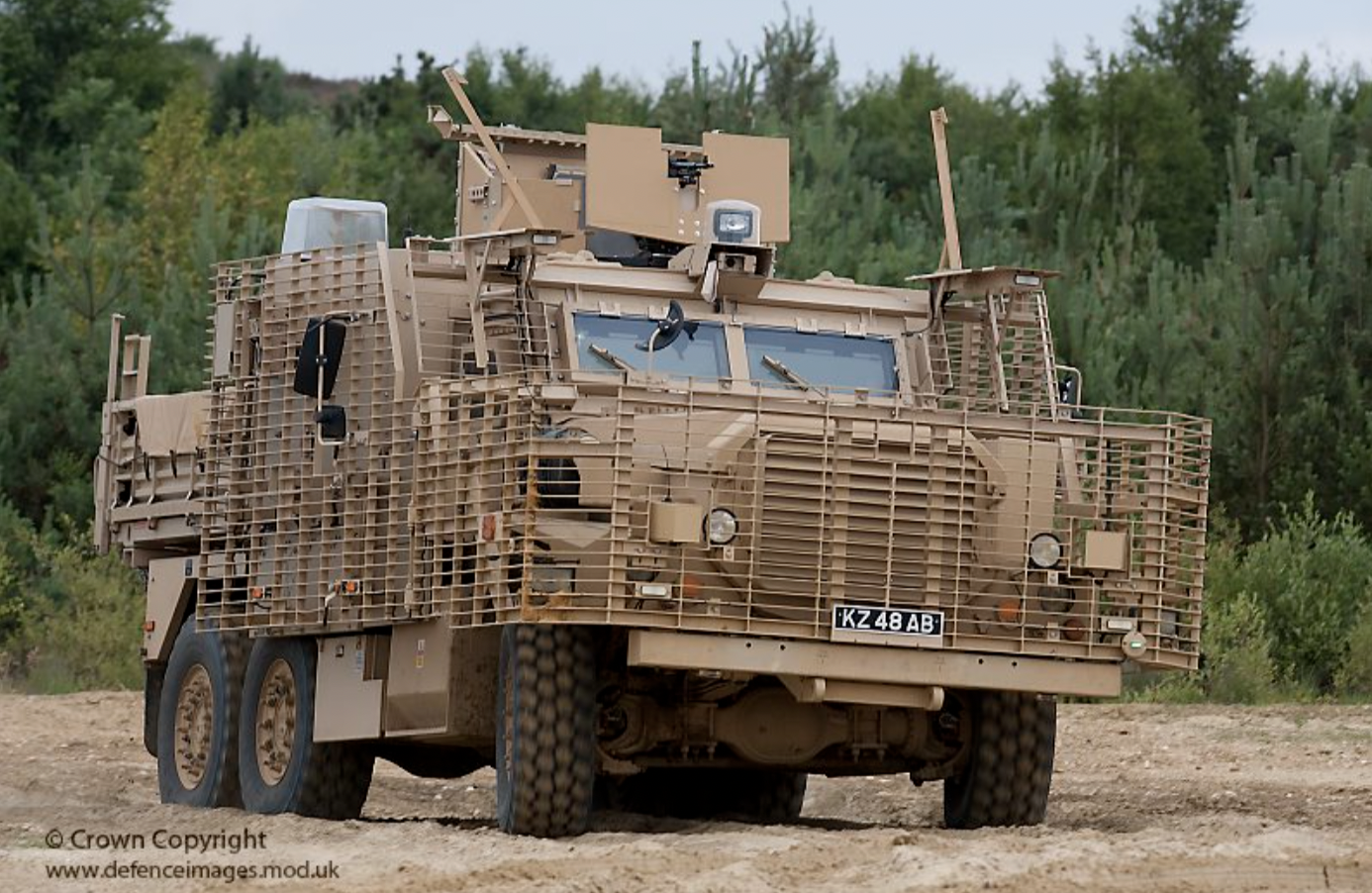 Ukrainian soldiers are training to use Mastiff armored vehicles in the ...