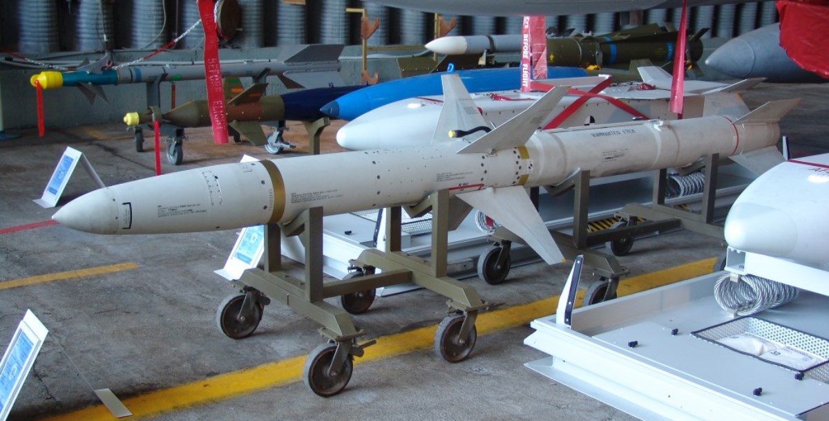 Ukraine received AGM-88B HARM Block III missiles - Militarnyi