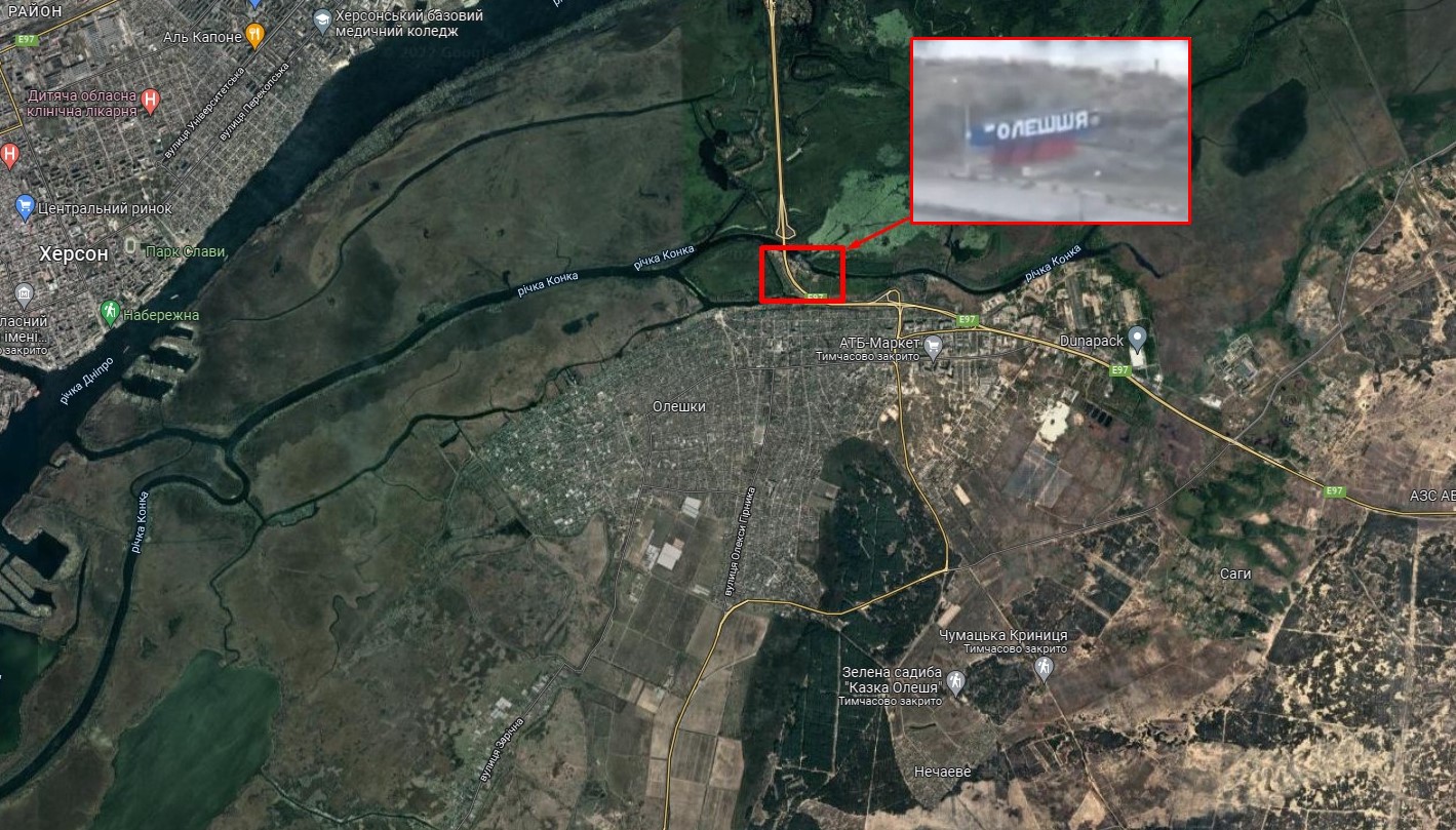 Russian armored personnel carriers destroyed in Oleshky - Militarnyi