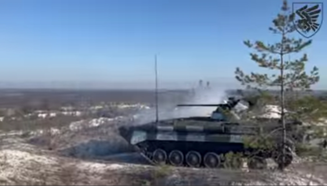 Ukrainian Air Assault Forces armed with captured BMP "Basurmanin ...