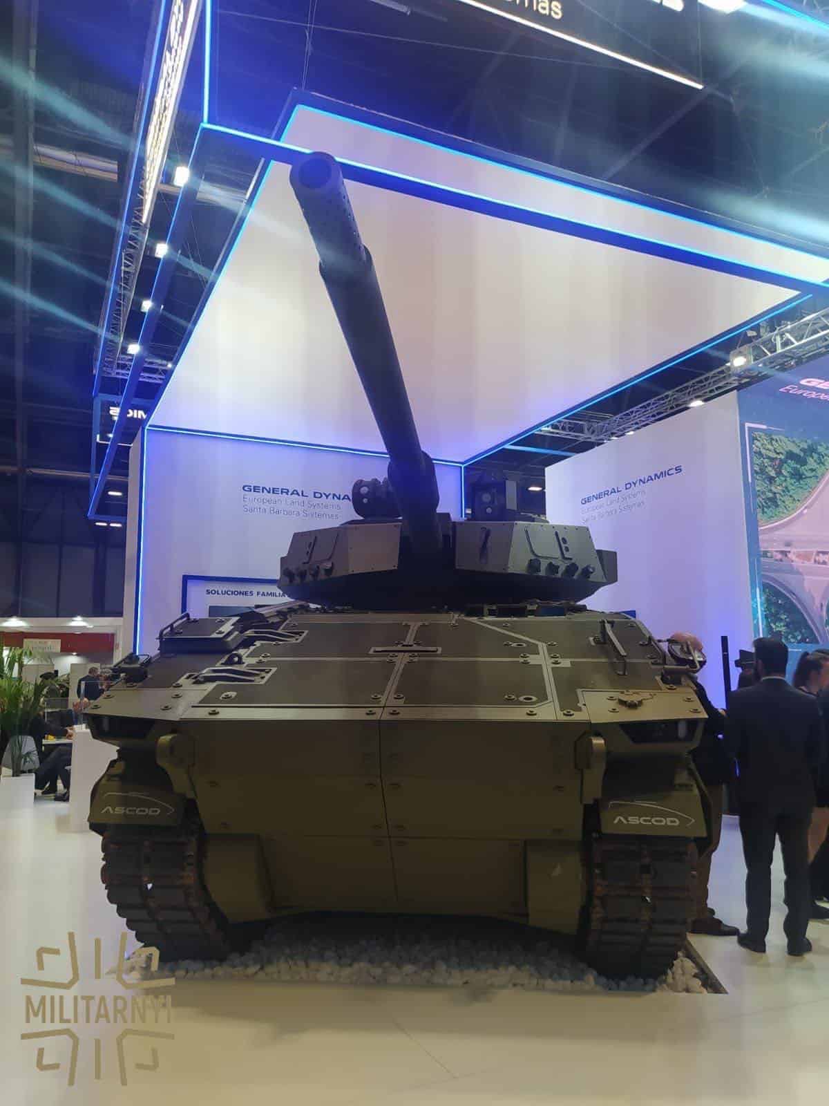 Tanque Ligero LT105 Presentado En FEINDEF 2023