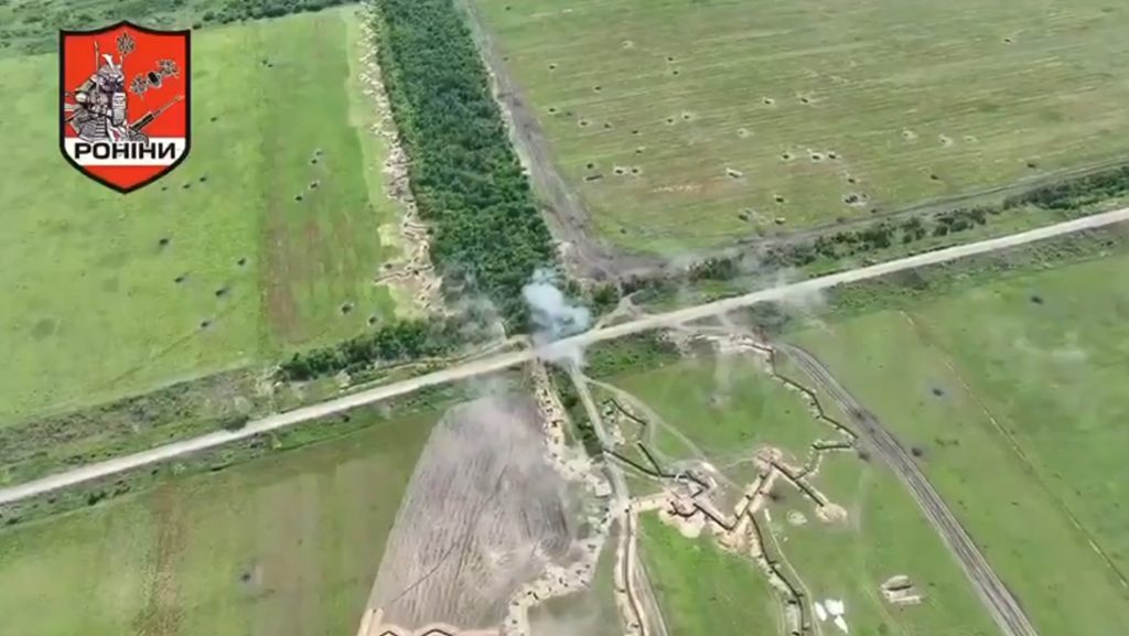 Artillery of the Armed Forces of Ukraine hit the tank convoy of the ...
