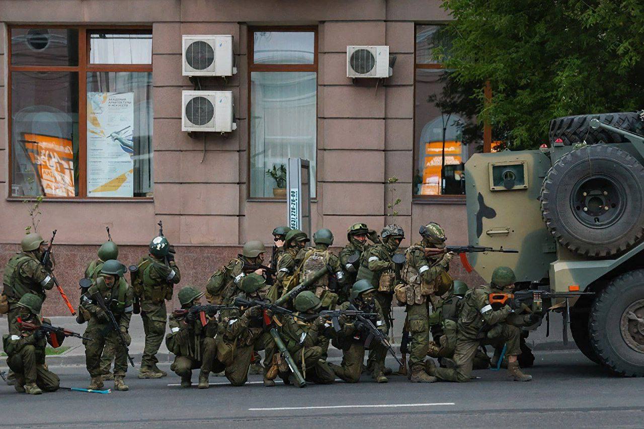 PMC Wagner mercenaries shoot down three helicopters of the Russian Air ...