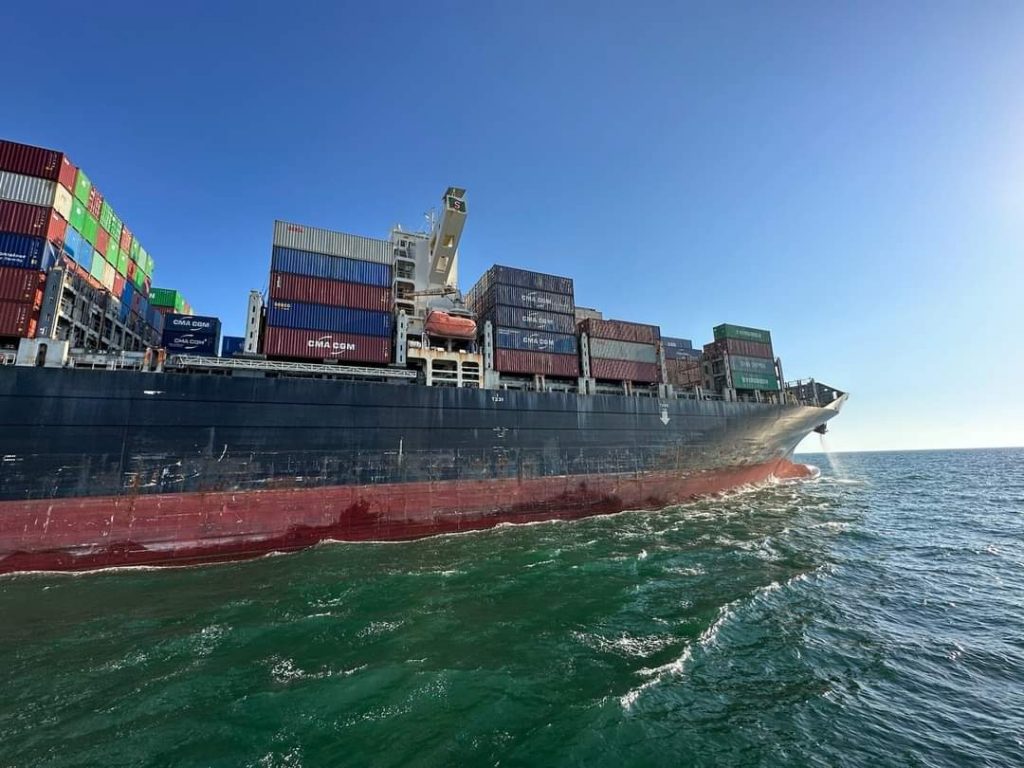First ship safely sails through the new corridor from Odesa to Istanbul ...