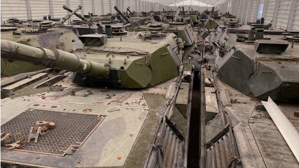 Kharkiv Defense Strengthened by Leopard 1A5 Tanks - Militarnyi