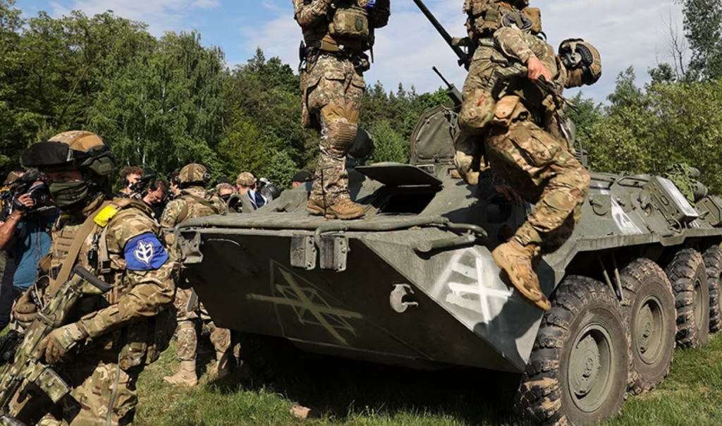 Soldiers of the Russian Volunteer Corps entered the territory of the ...