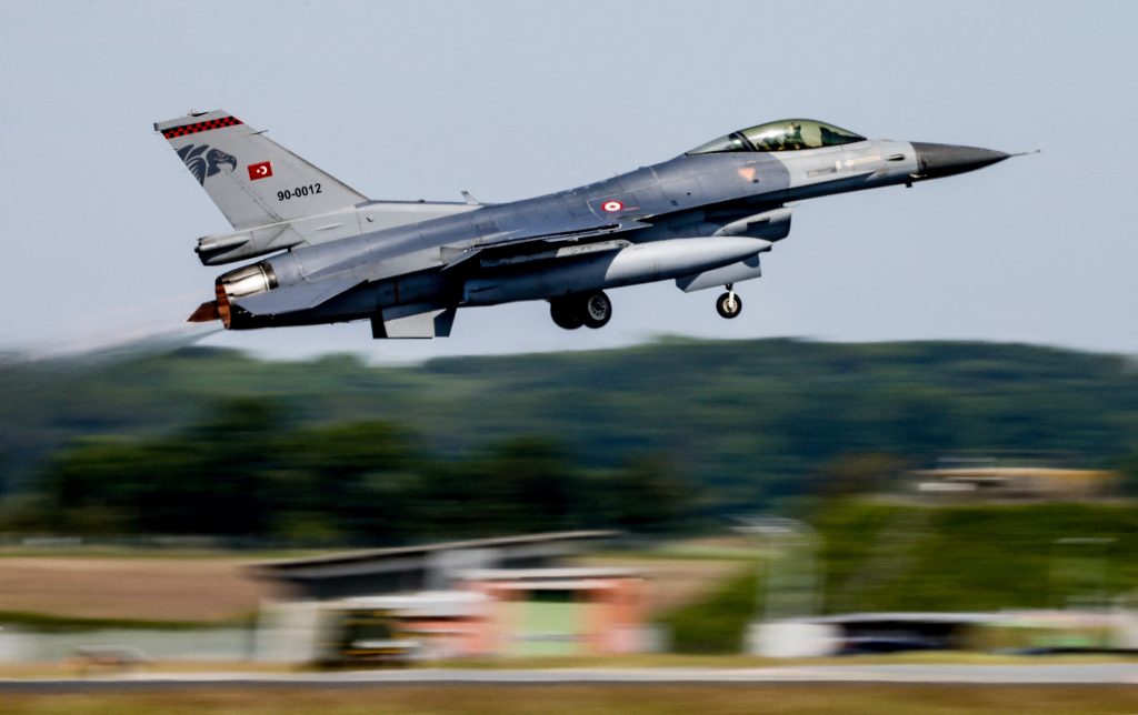Turkish F-16s Scrambled Over Attack on Ukrainian Danube Ports - Militarnyi