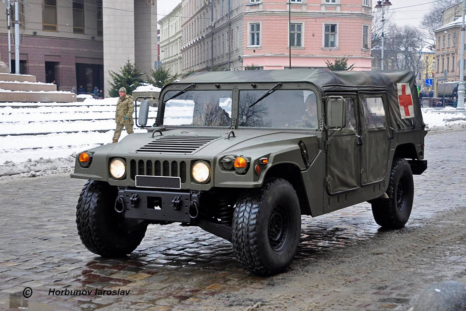 Різновид HMMWV України