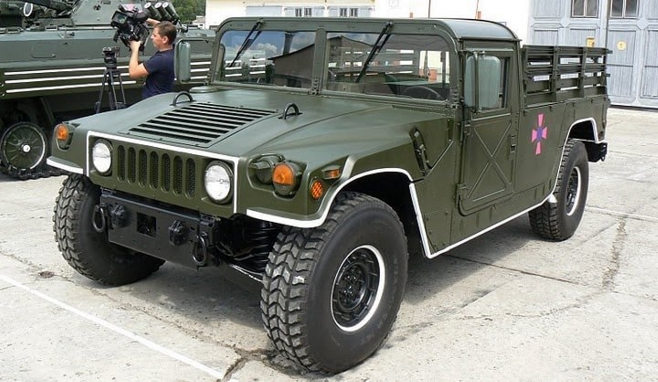 Різновид HMMWV України