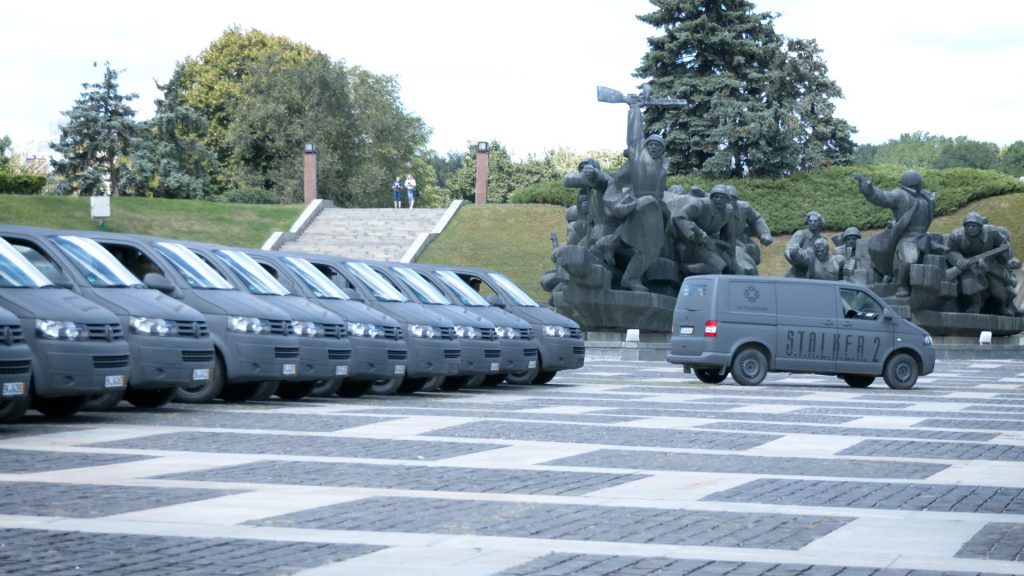 Border guards received 100 vans from MK Foundation - Militarnyi