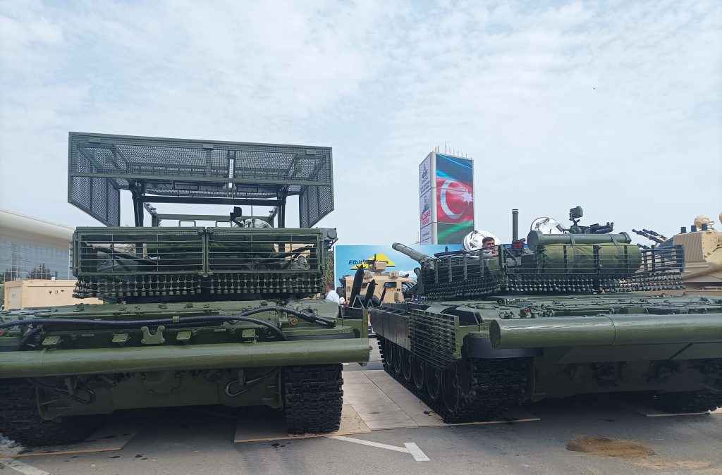 Azerbaijan presents the modernization of the T-72 tank - Militarnyi