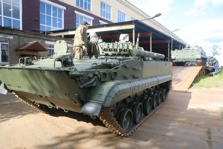 Russian Army receives new BMP-3 and BMD-4M