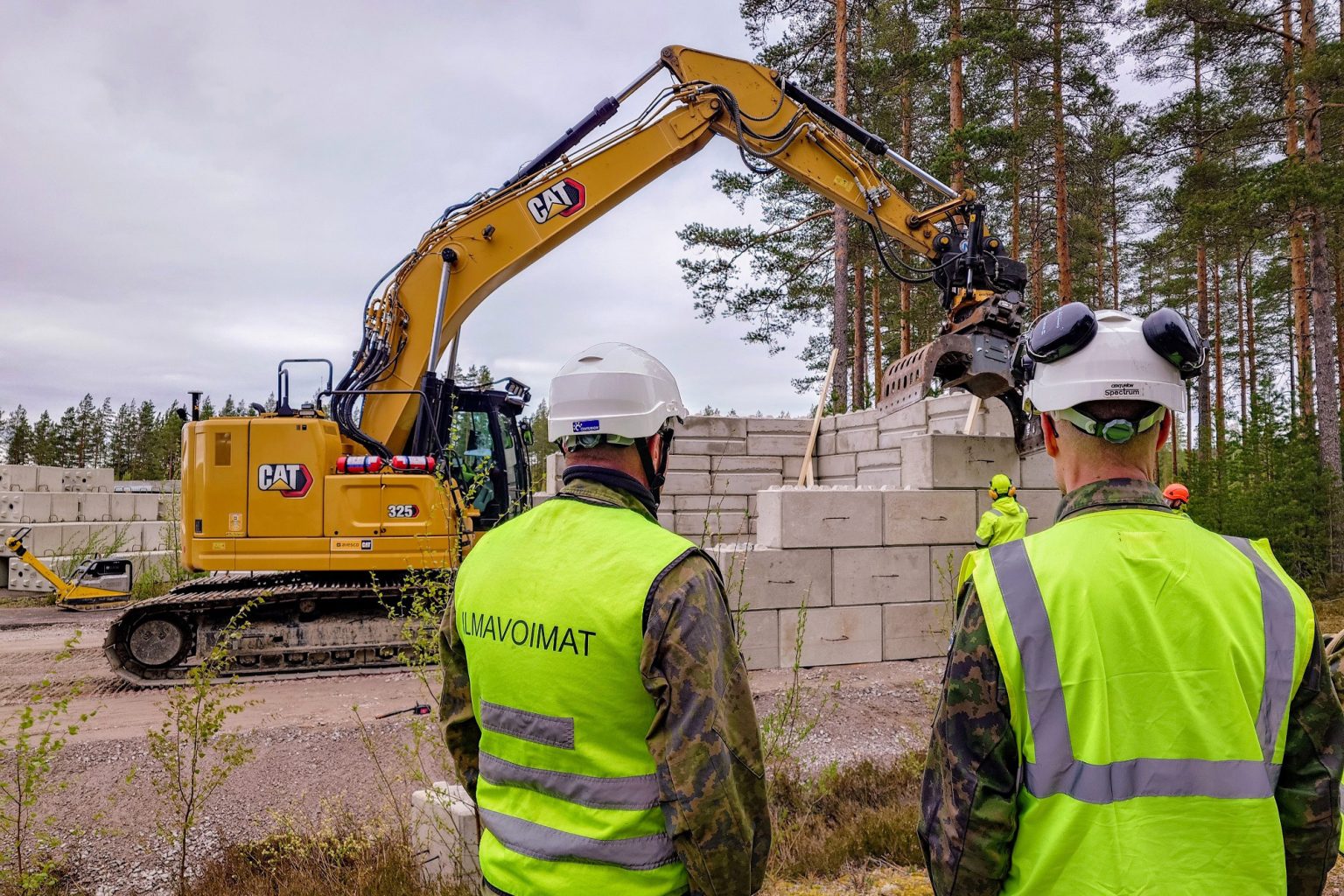 Finland Conducts Large-Scale Drills to Build Rapid Fortifications for ...