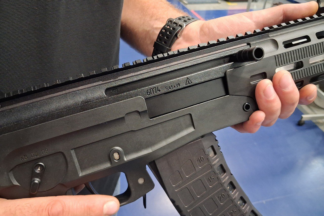 AM-17: Kalashnikov Produces First Batch of New Assault Rifles - Militarnyi