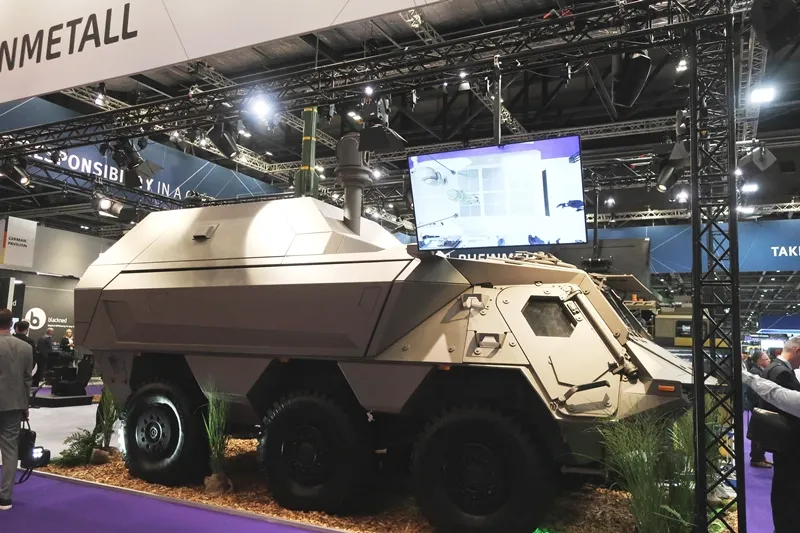 Rheinmetall та Lockheed Martin встановили на БТР Fuchs 24 протитанкові ракети JAGM з дальністю 16 км