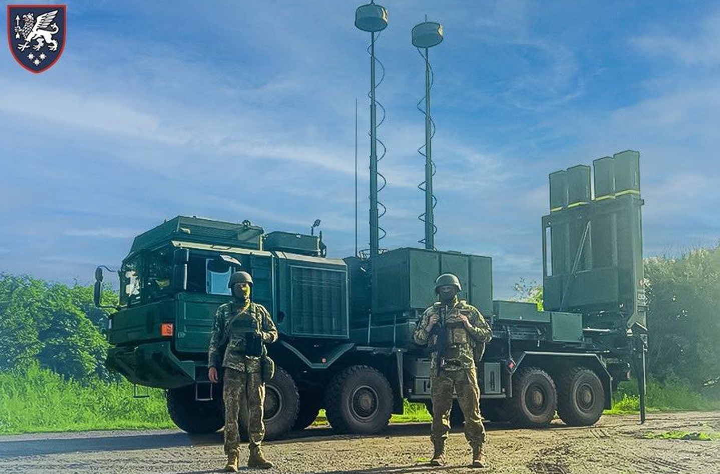 Ukraine Receives Tenth IRIS-T Air Defense System From Germany